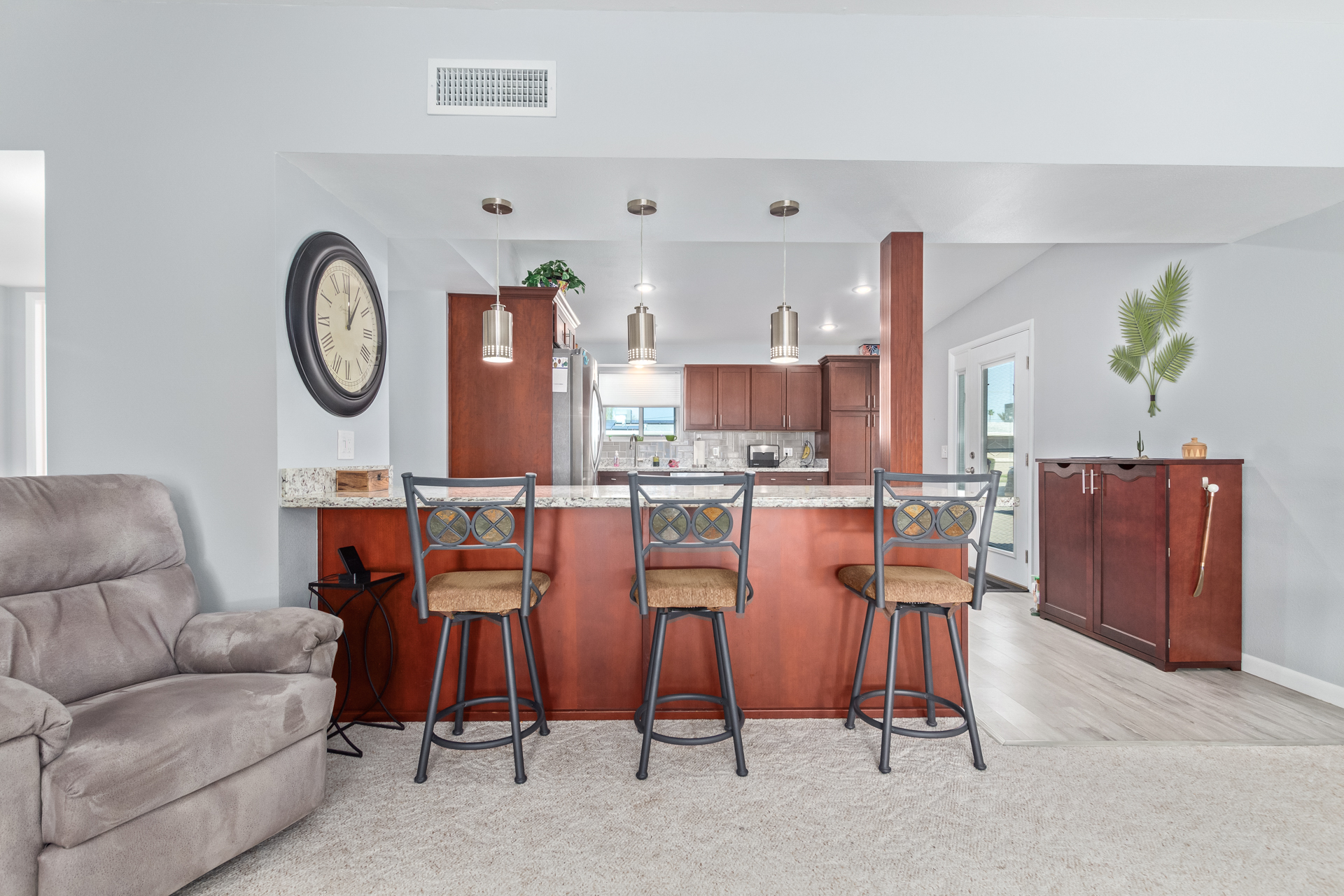 "10863 W ABBOTT AVE"