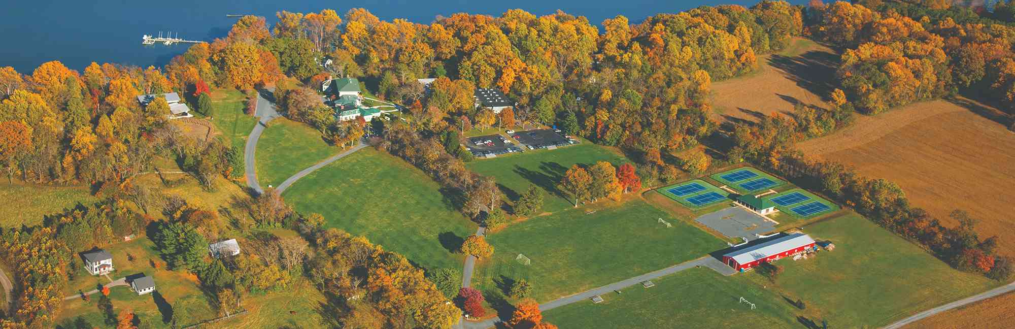 The Gunston School in MD - Niche