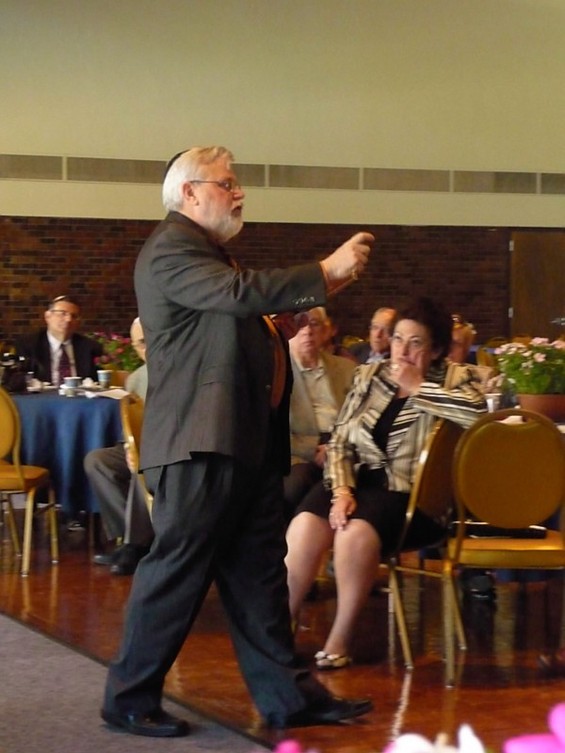 The Story Behind Me'ah--A Diversity of Perspectives | JewishBoston