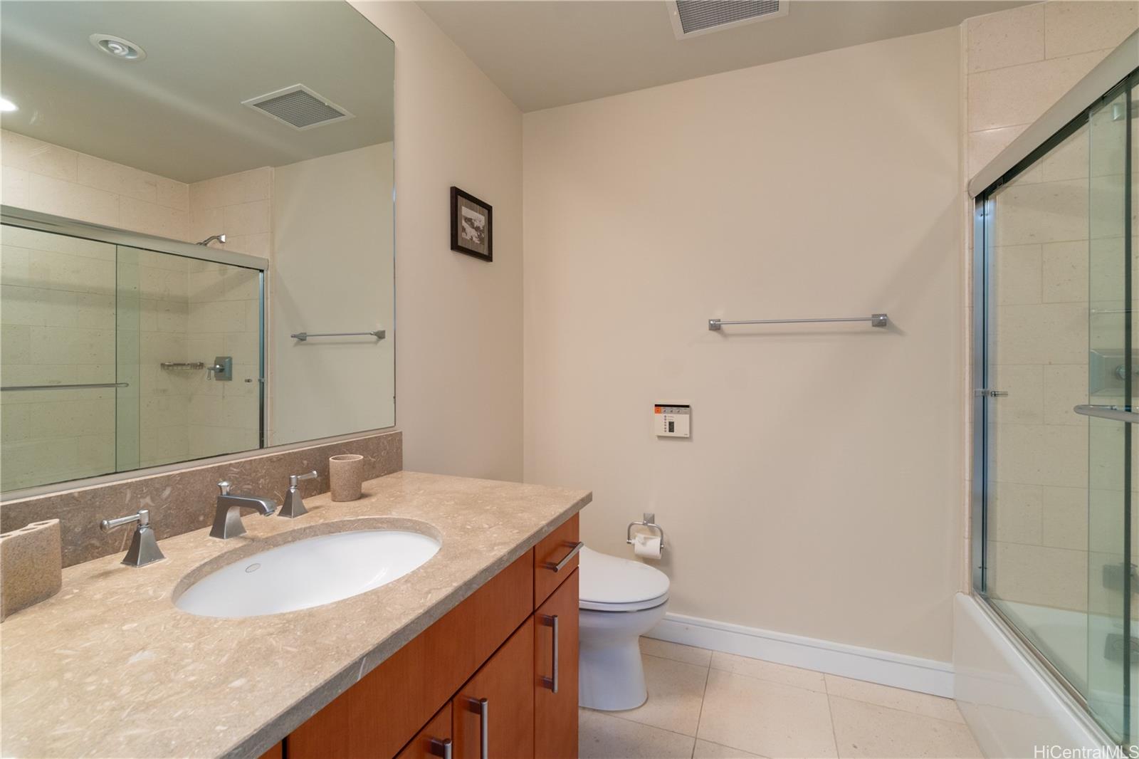 1288 Ala Moana Blvd #33B