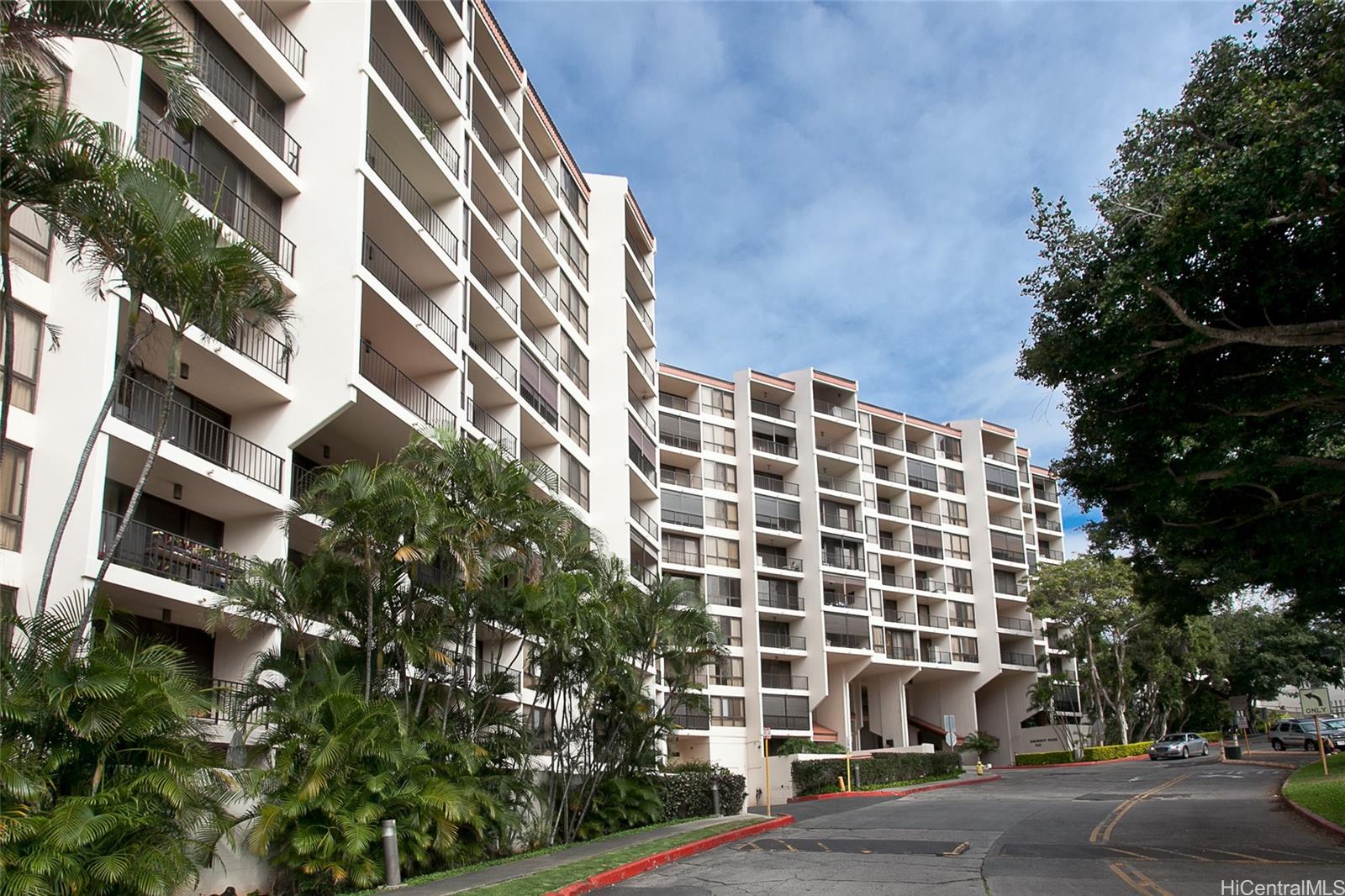 3138 Waialae Ave #513