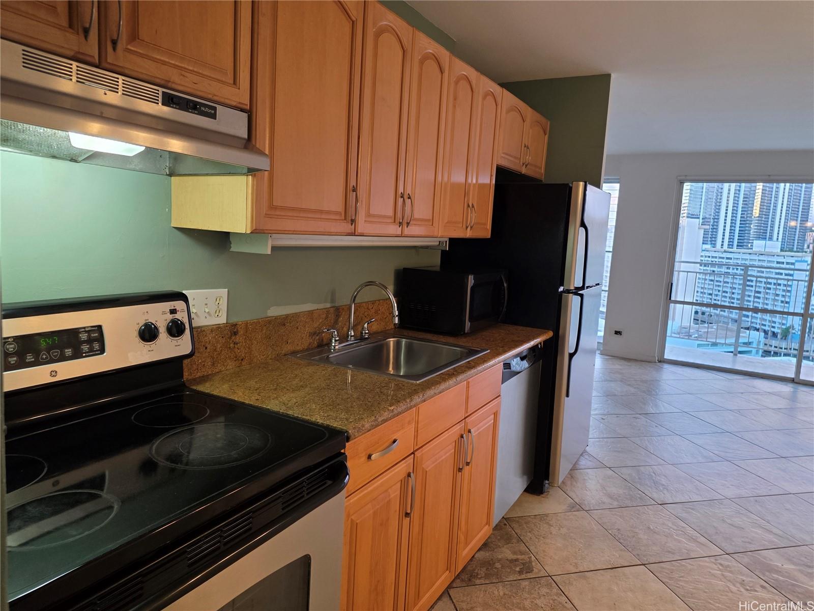 1655 Makaloa St #1901