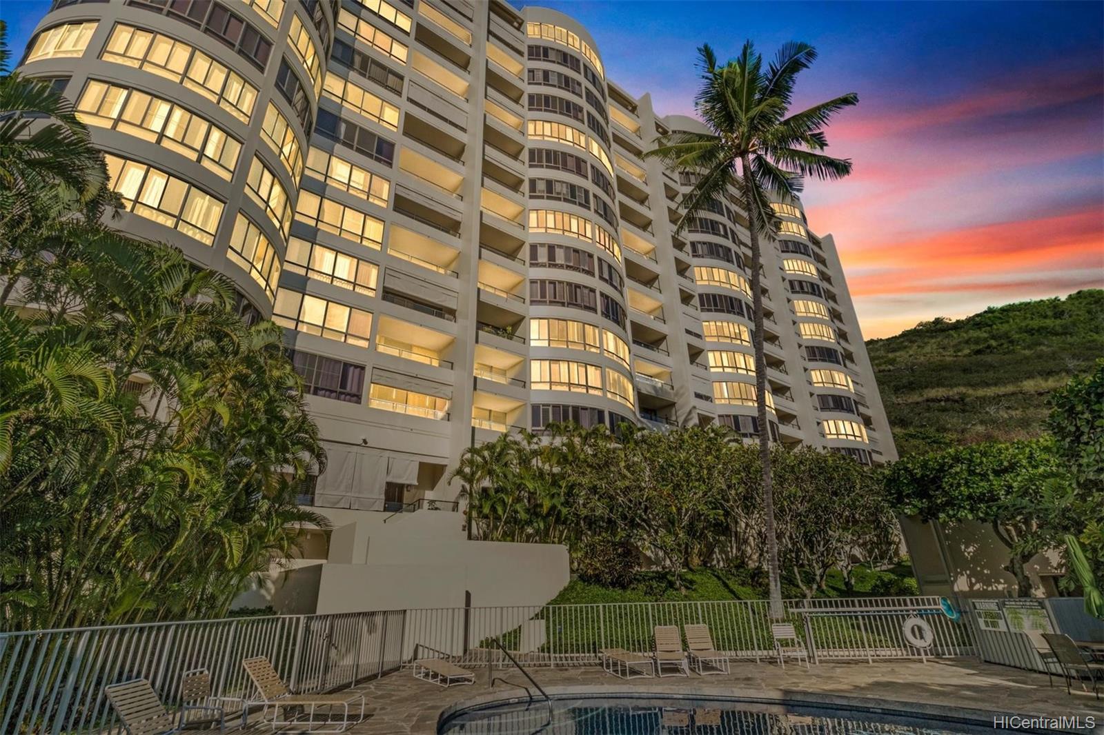 6770 Hawaii Kai Dr #1102