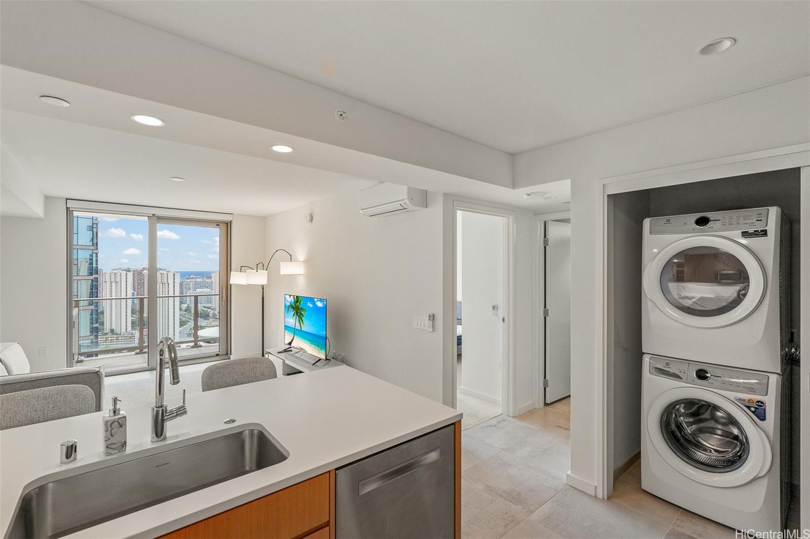 1388 KAPIOLANI Blvd #3907