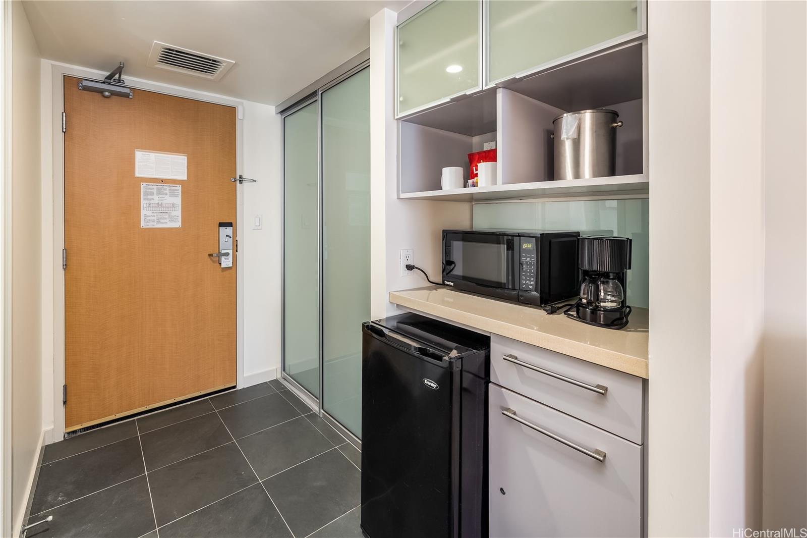 410 Atkinson Dr #720