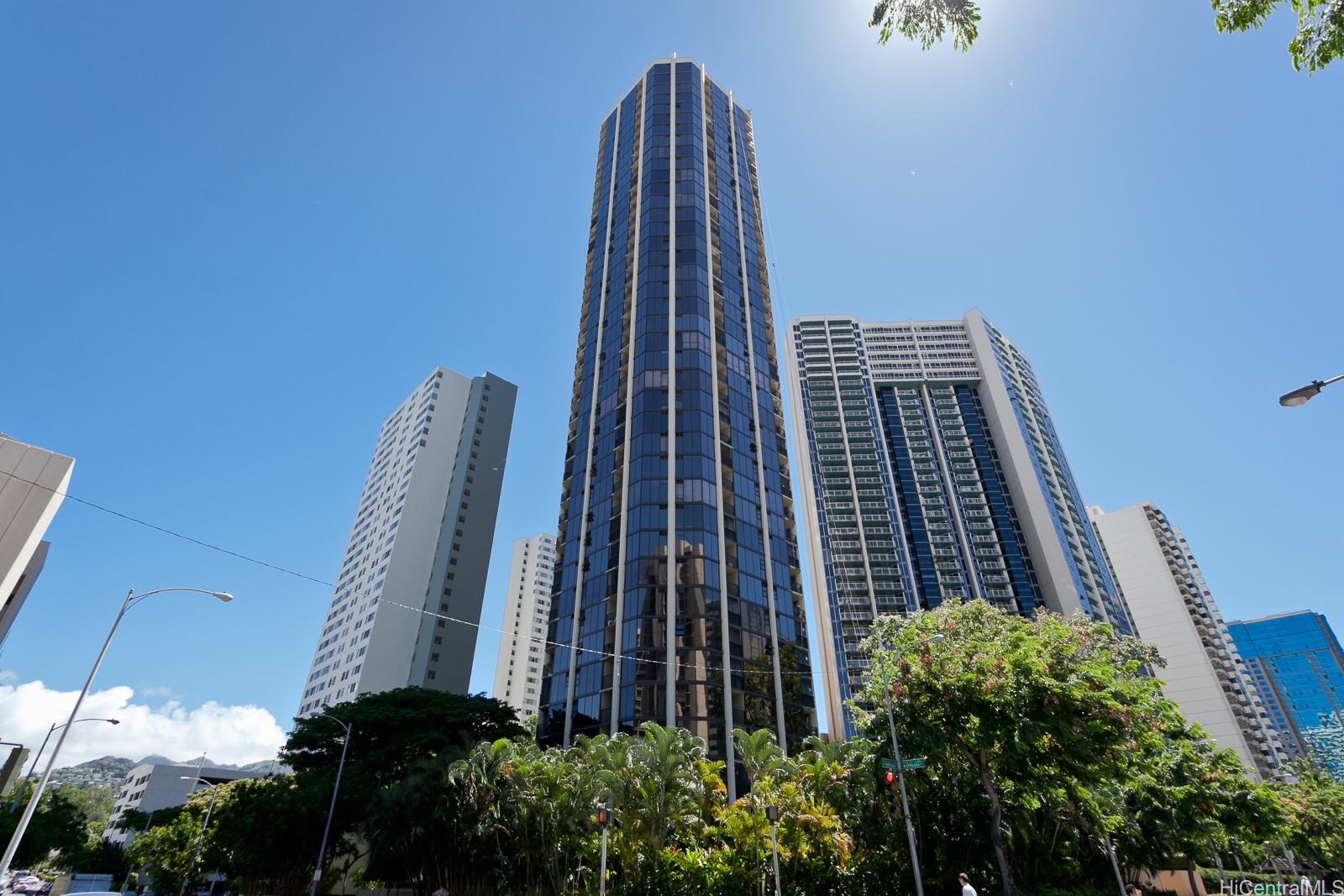 60 N Beretania St #3702