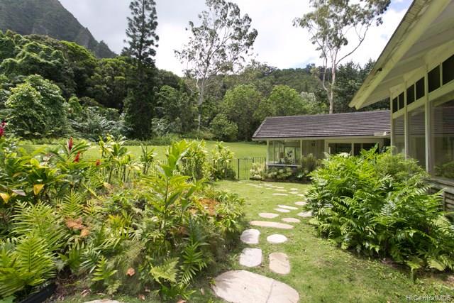 46-534 Haiku Plantations Pl