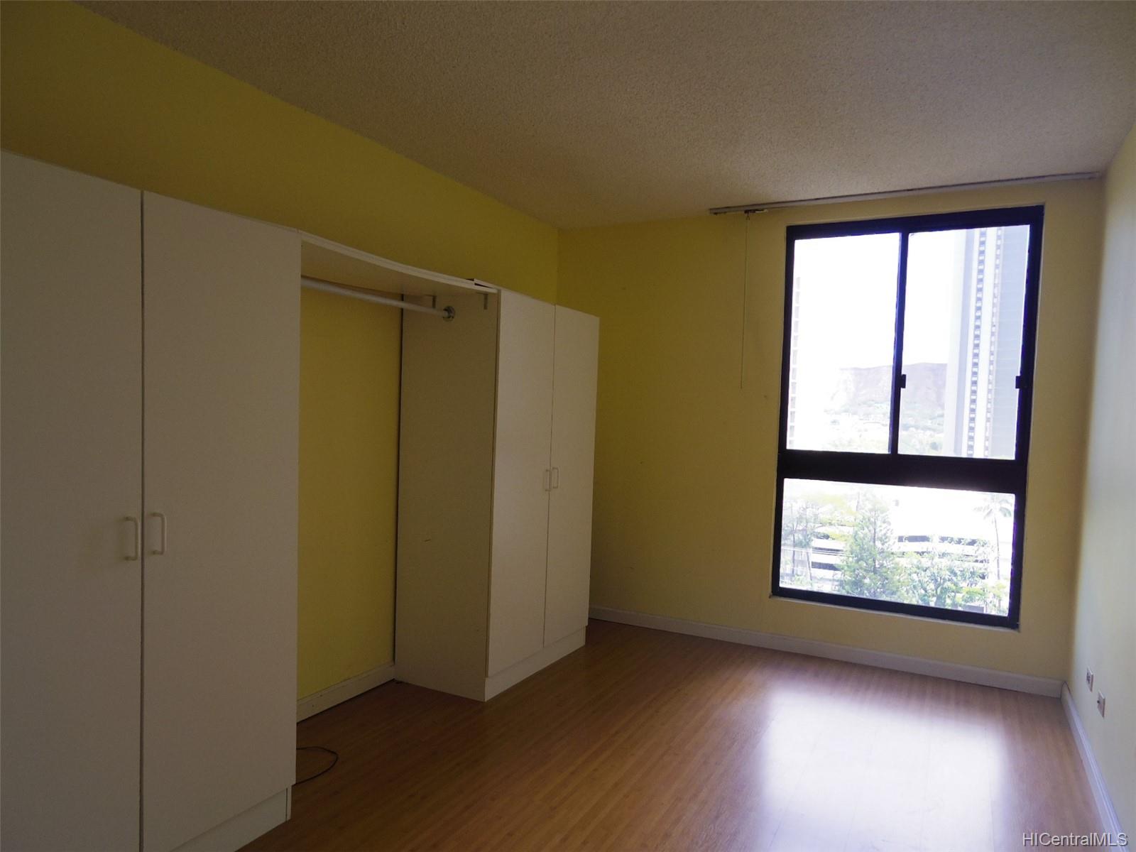 250 Ohua Ave #10G