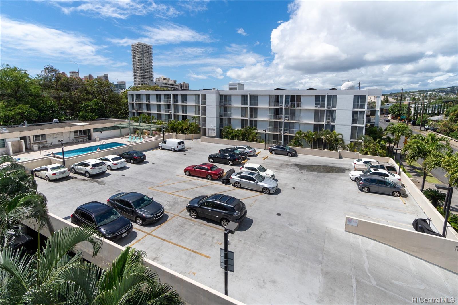 2847 Waialae Ave #502