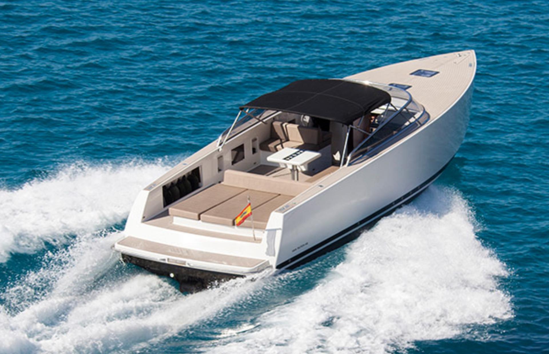 VanDutch 40 GET SHORTY - Cotton Boats