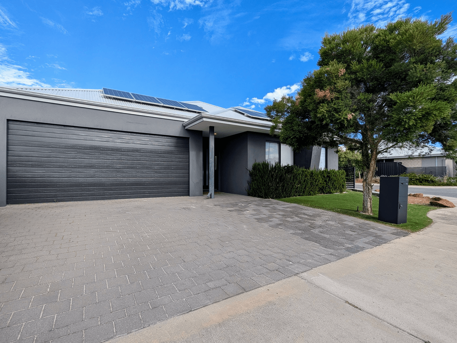 For Sale By Owner Midvale WA 6056 | 8 Wiluna Street