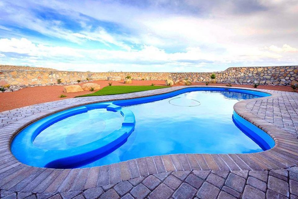 Pools & Spas | Probuilt Pools & Patio