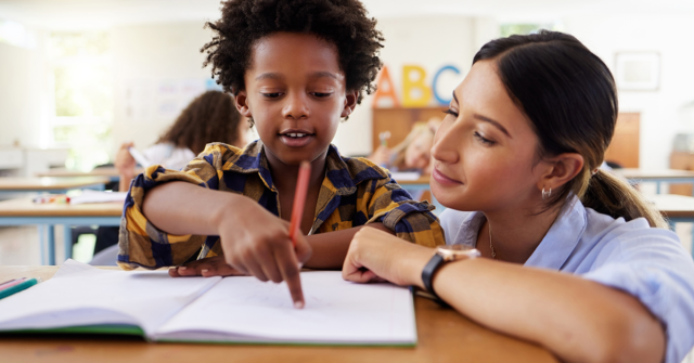 Using Decoding Assessments to Teach Phonics | Heinemann