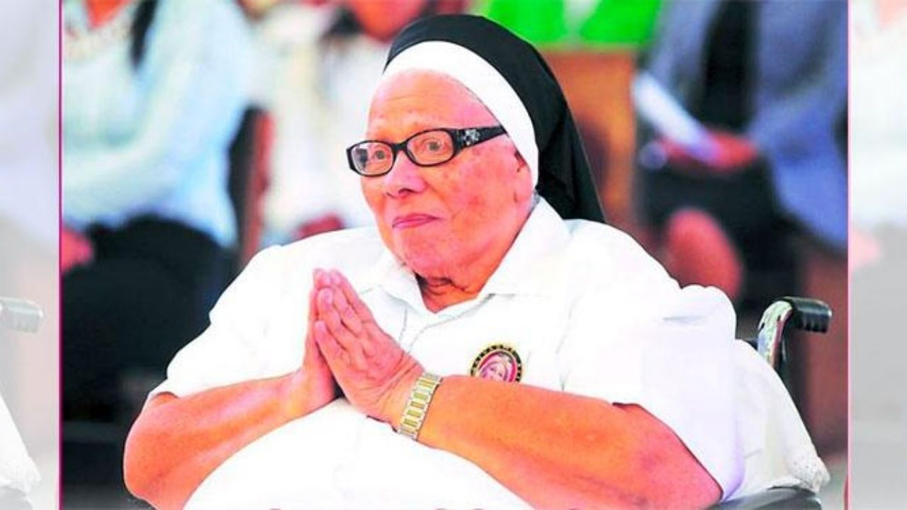 Sor María Rosa sufre coma hepático y su estado es delicado