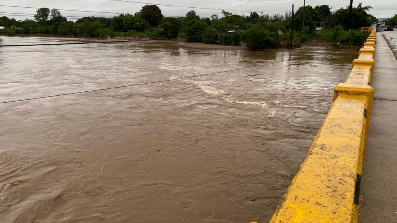 Dos metros ha aumentado el caudal del río Chamelecón ante constantes ...