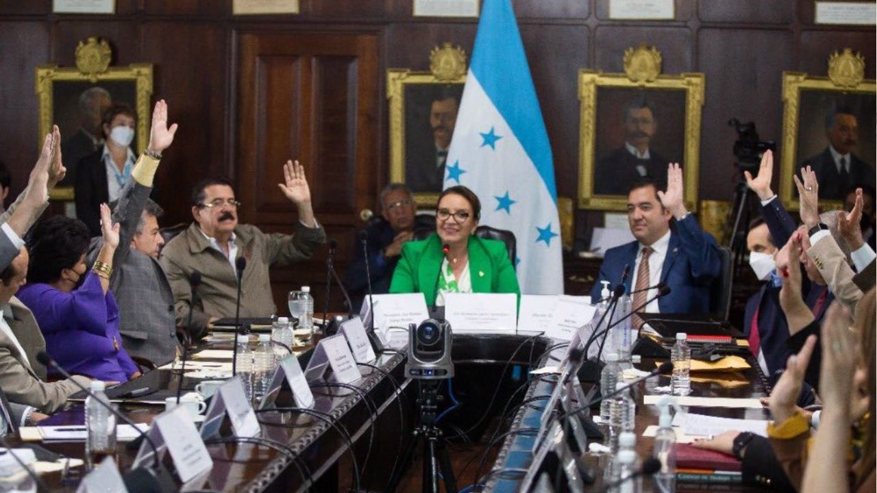 Proyecto aprobado de Presupuesto General 2023 es de 392 mil millones de ...