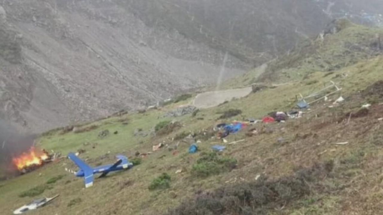 Seis personas mueren en accidente de helicóptero en el Everest | HRN