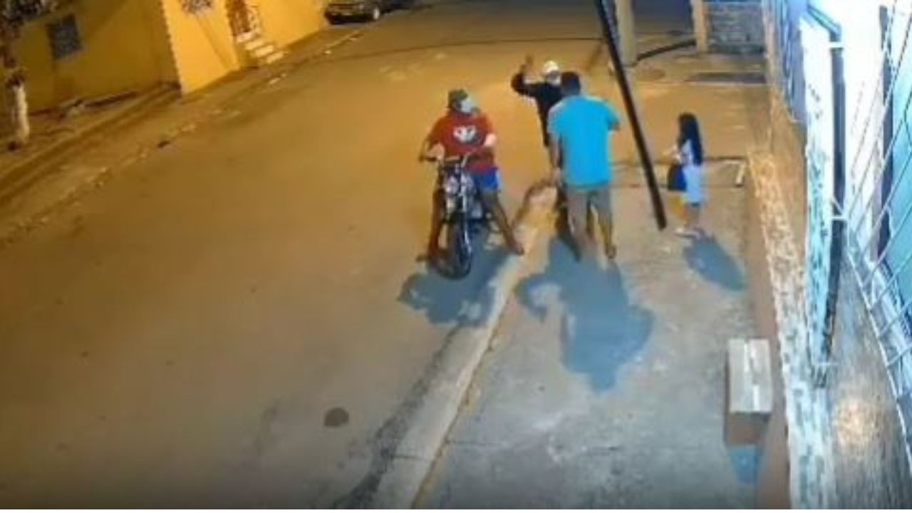 Ay Me Balearon Esto Dijo A Su Hija Un Hombre Que Se Negó A Entregar