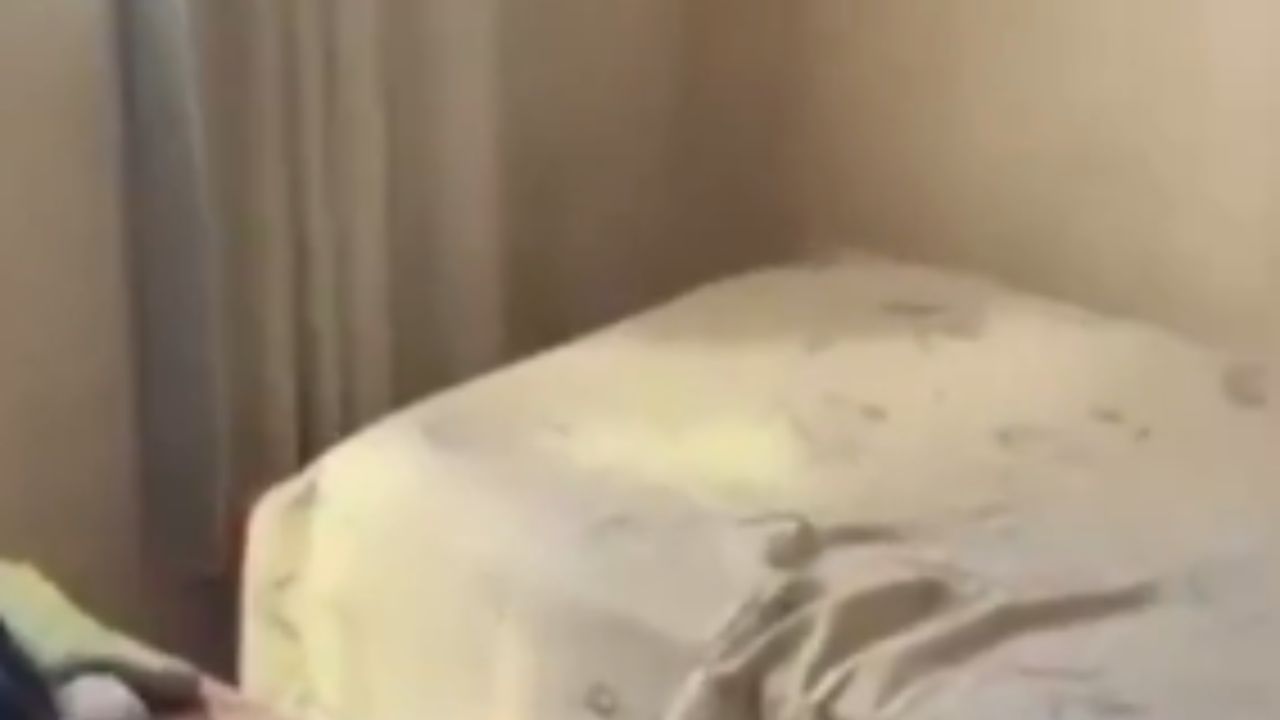 Capturan a hermanos por esconder cadáver de su padre para insólito plan - Radio Wepa