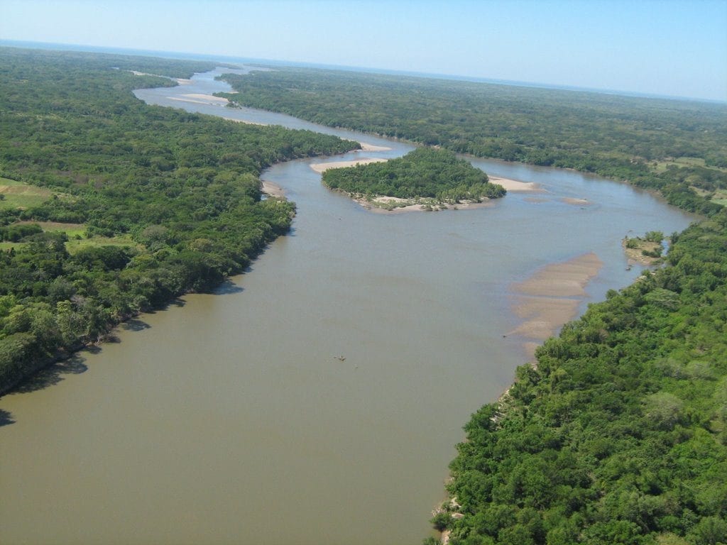 Centroamérica pedirá 100 millones de dólares para salvar al río Lempa
