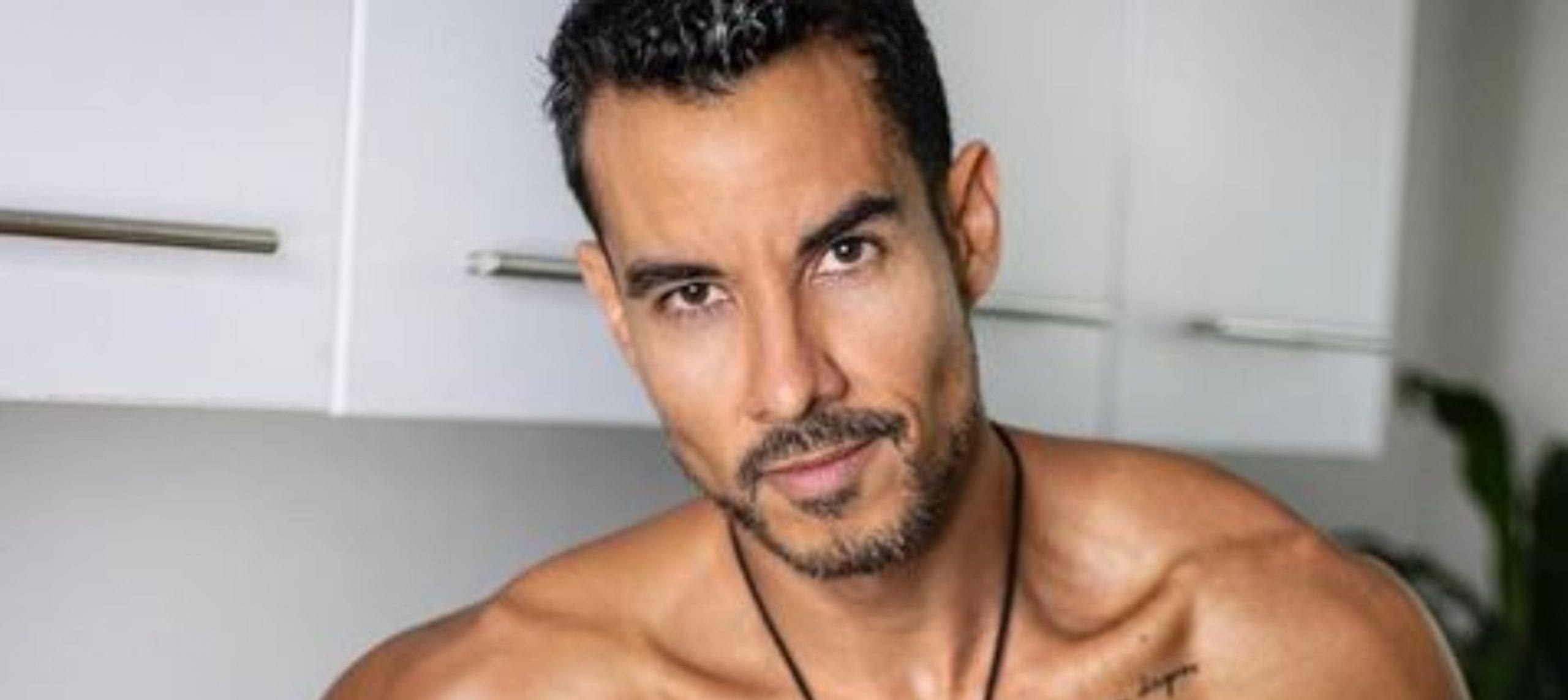 Rescatan con vida al actor Alejandro Sandí