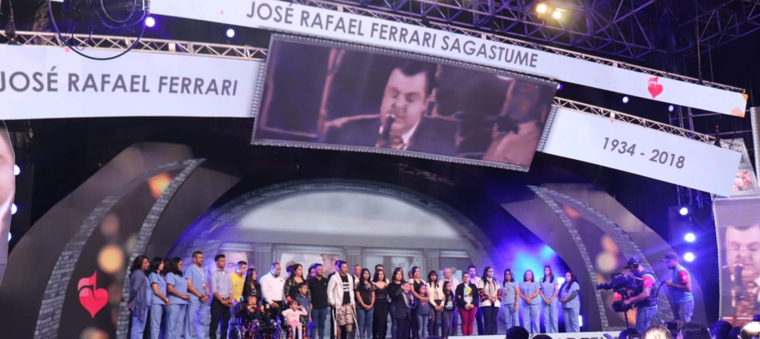 Teletón realiza un homenaje a su presidente fundador, José Rafael Ferrari
