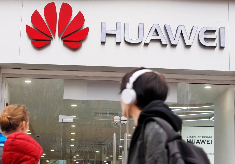 HUAWEI lanza su nuevo teléfono NOVA 5T en Honduras