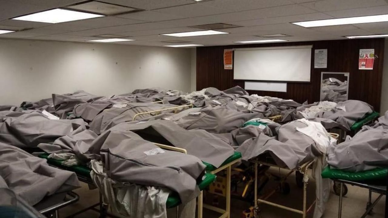 Hospital de México almacena cadáveres en sala de audiovisual tras ...