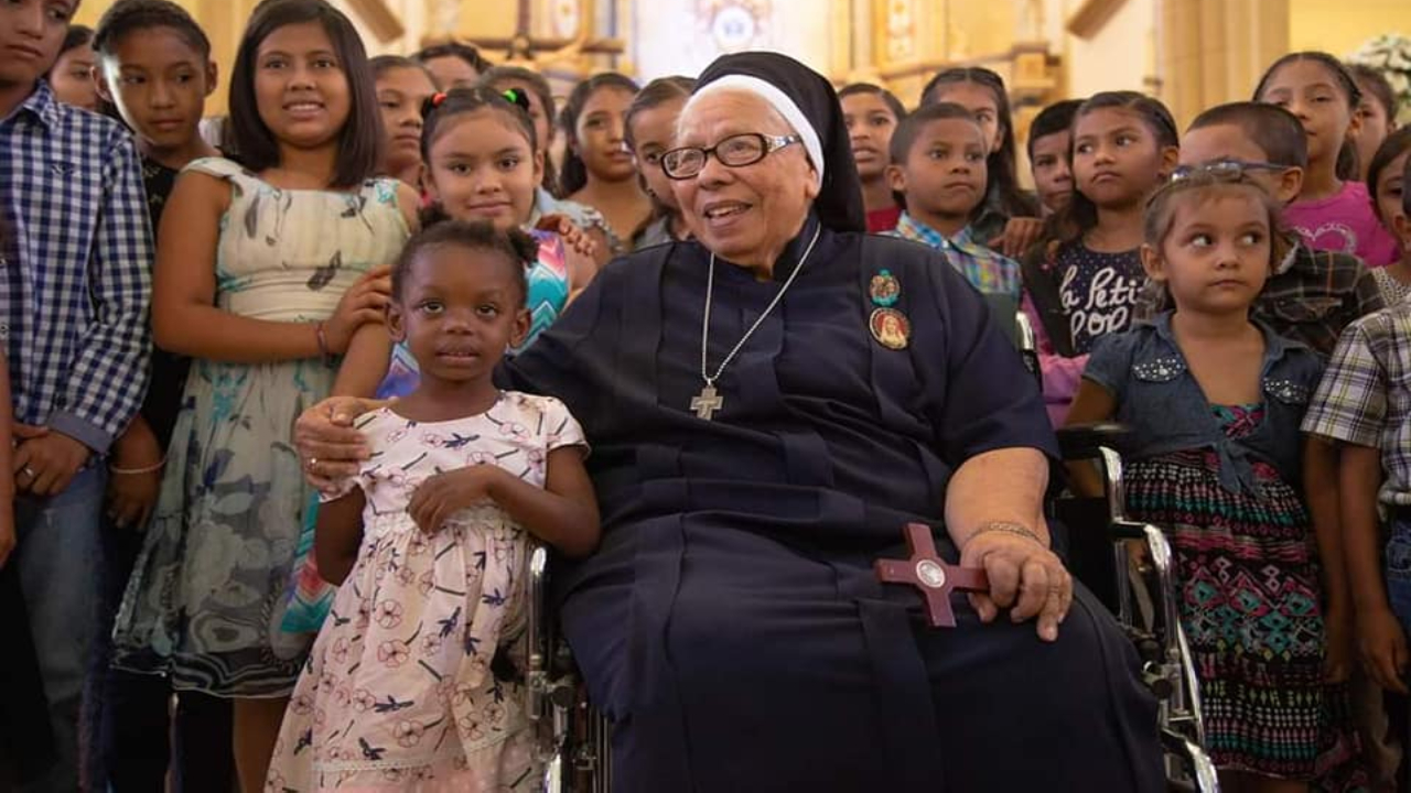 Sor María Rosa fallece a los 93 años, dejando un legado de amor en Honduras