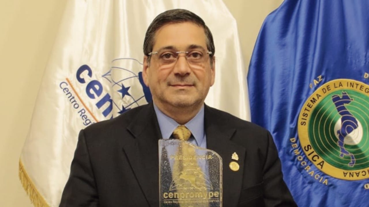 Mario Kafati, viceministro de Desarrollo Económico falleció a causa de ...