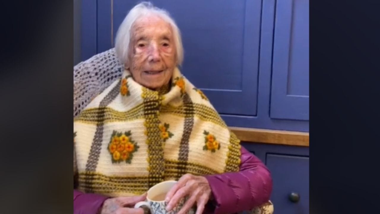 Amy Hawkins, la mujer de 110 años que se volvió viral en TikTok por su ...