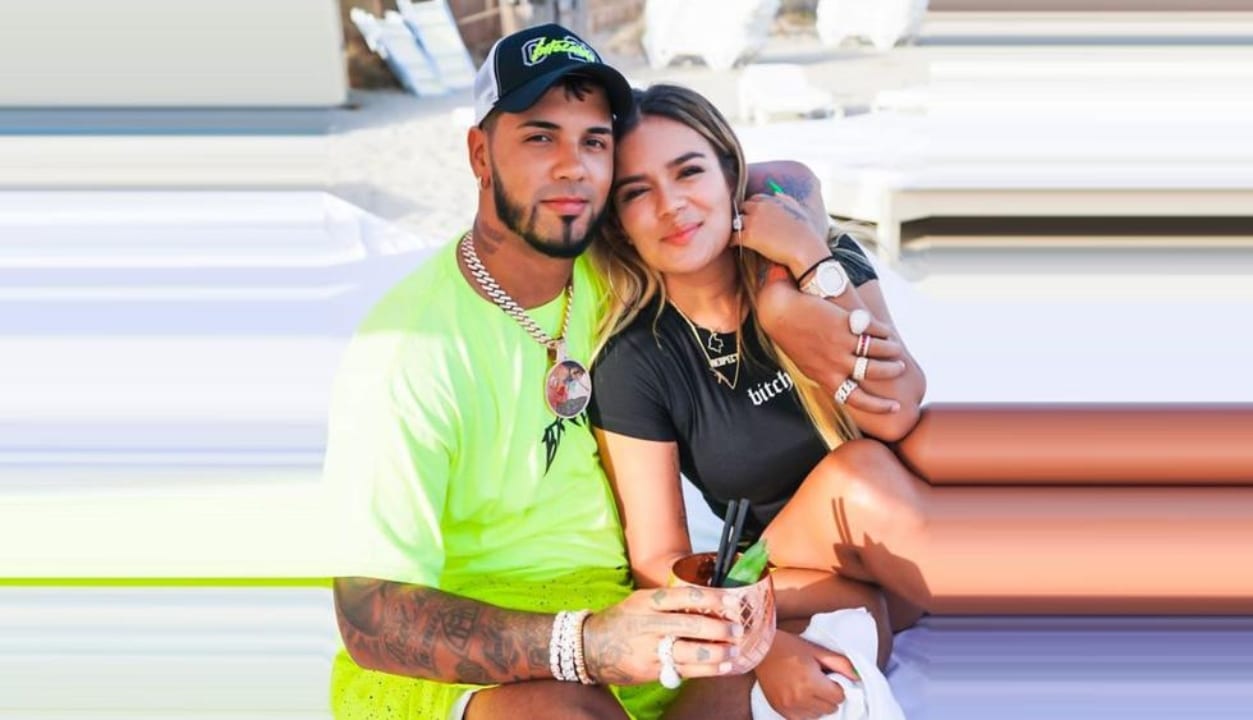 Salen A La Luz Supuestas Razones Por Las Que Karol G Y Anuel Aa Se