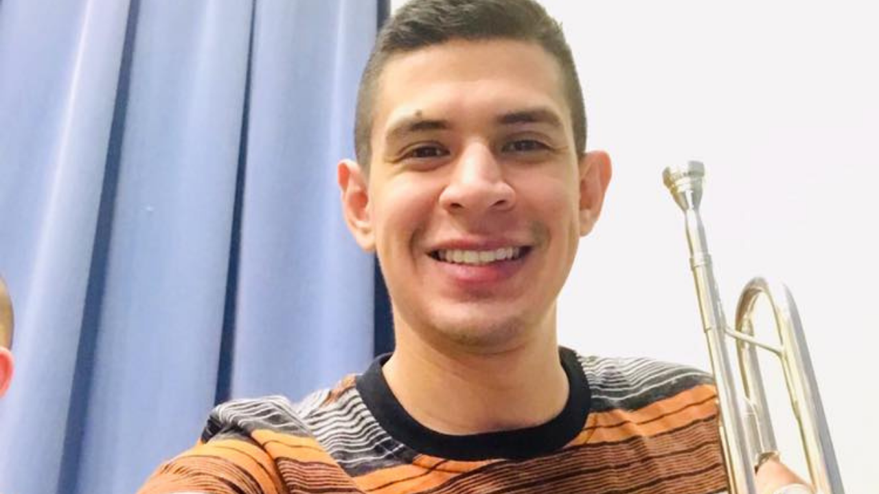 Douglas brilla con homenaje a Anderson en Estados Unidos