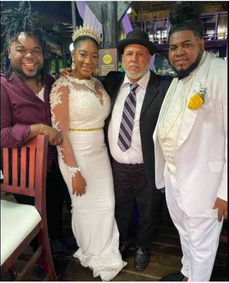 ¿Por qué 'La More' no sonrió el día de su boda con la ex reina de ...