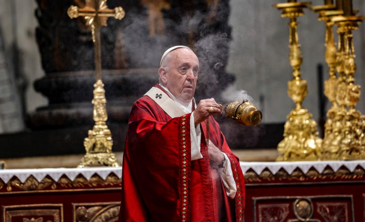 ¿Cuánto cobra el papa Francisco por visitar un país?
