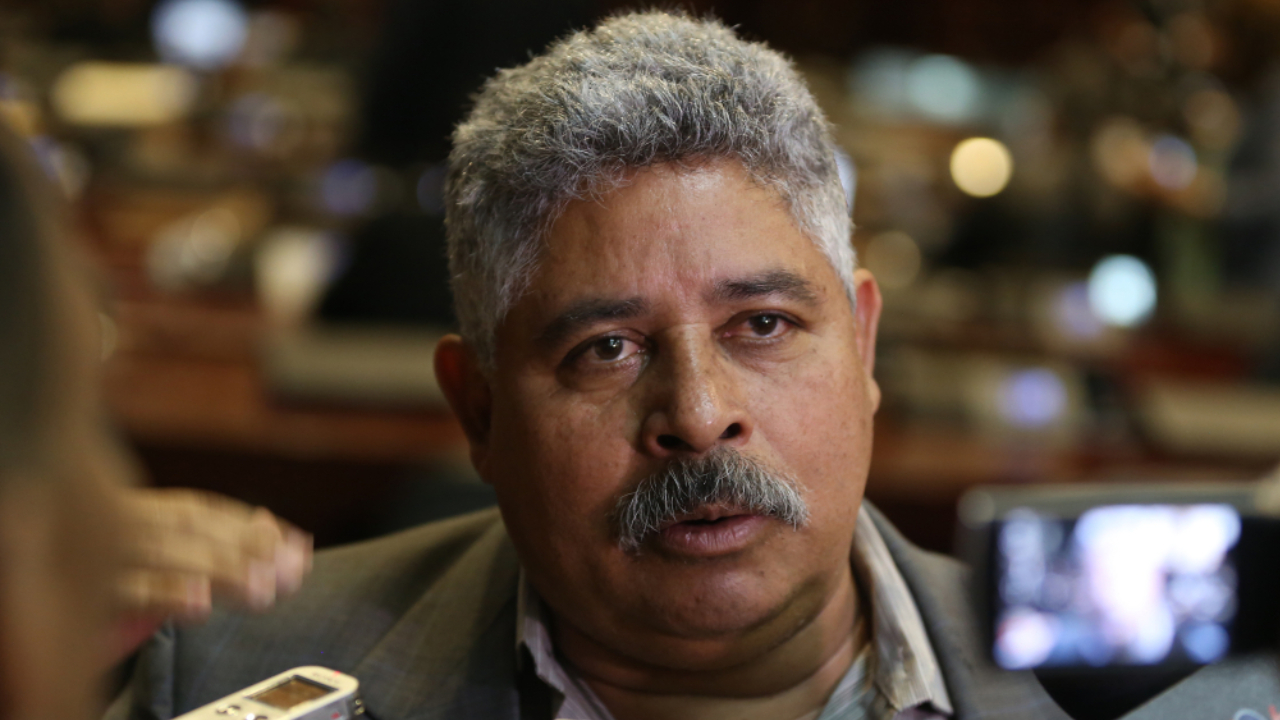 Marvin Ponce: Diputados que votaron a favor de las ZEDE pasan cobrando ...