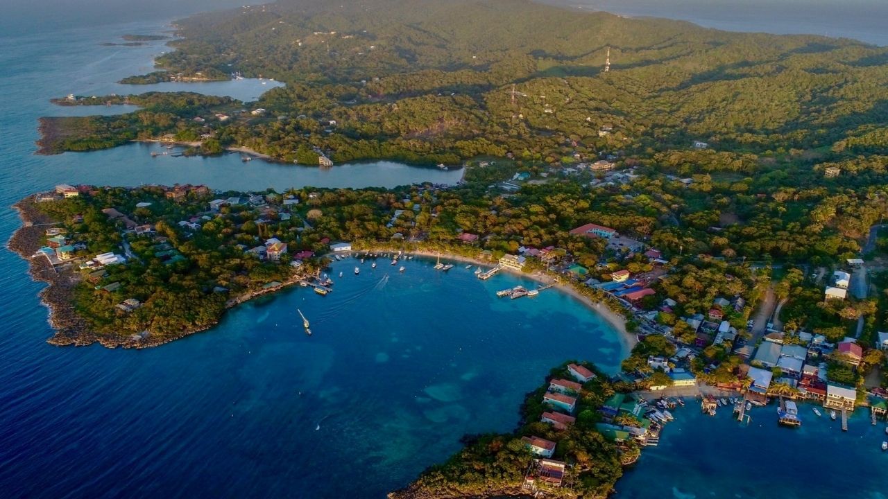 Municipalidad de Roatán busca convertirse en ZEDE