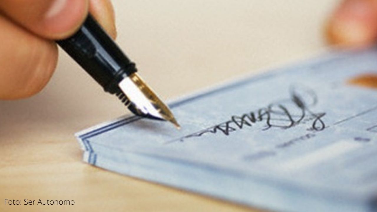 Tener una cuenta de cheques le permite registro de sus compras