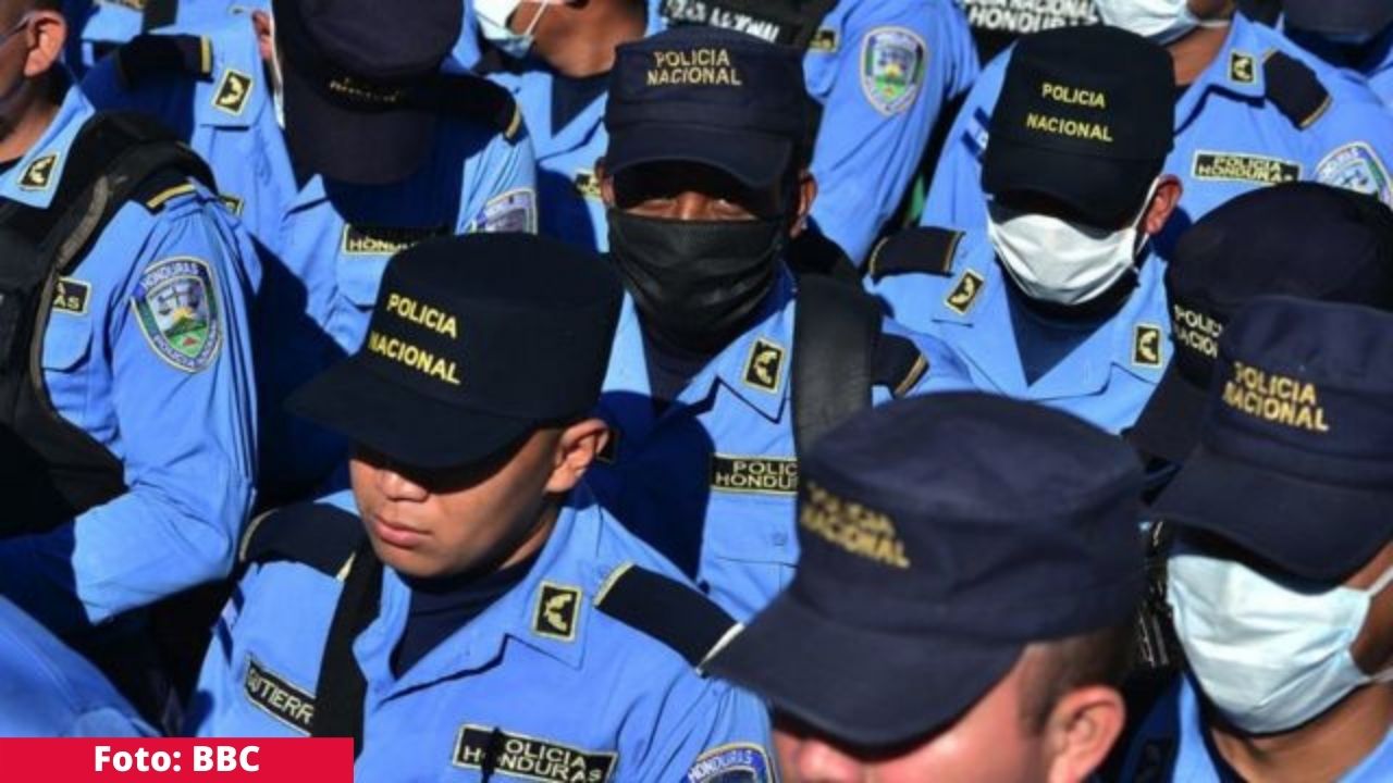 Más de la mitad de policías depurados serían reintegrados en sus ...