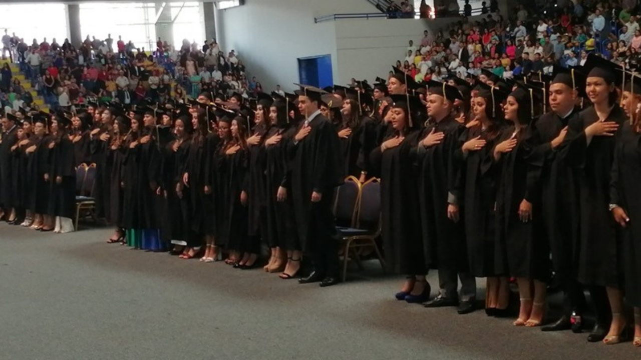 UNAH anuncia el retorno a graduaciones públicas en estas fechas