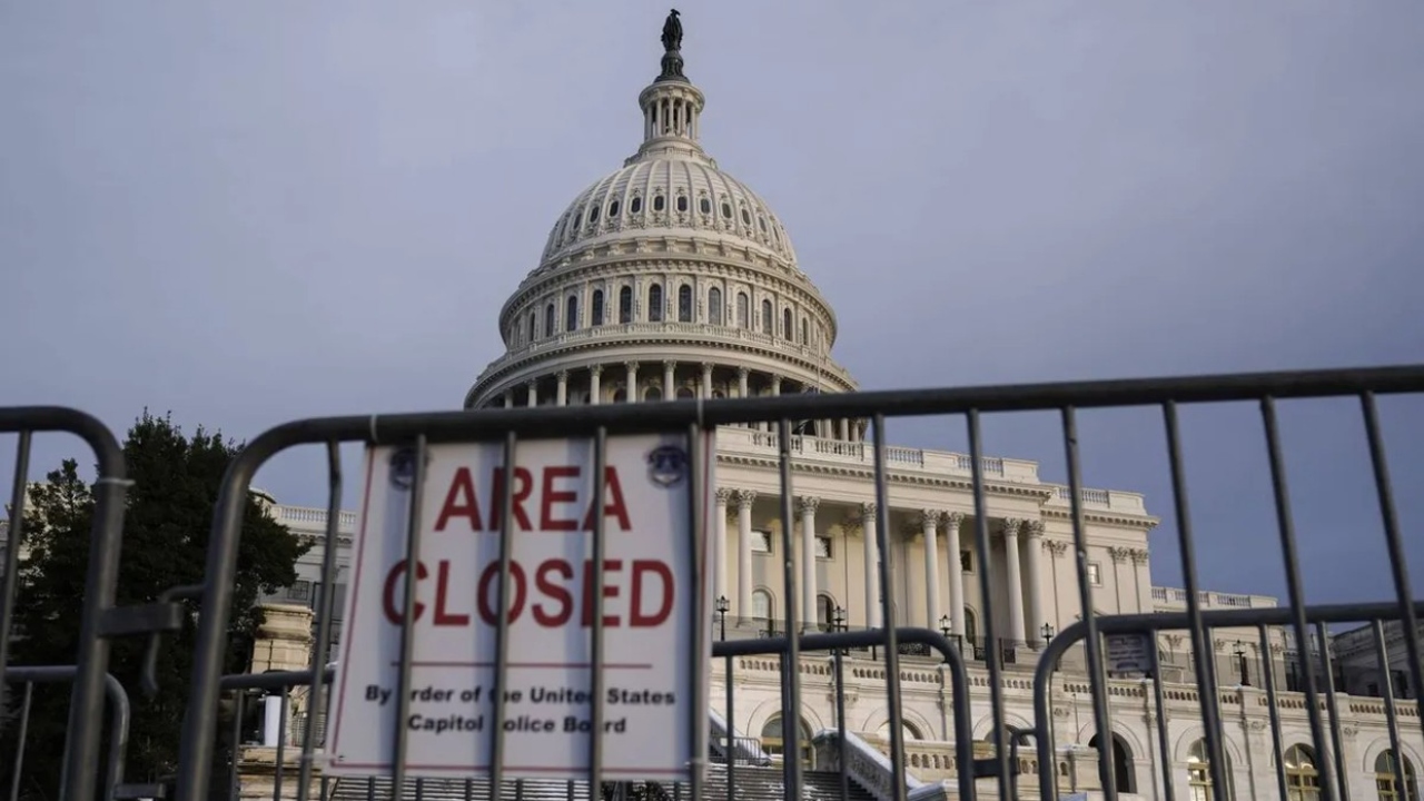 Una falsa alarma de amenaza aérea obliga a evacuar el Capitolio en ...