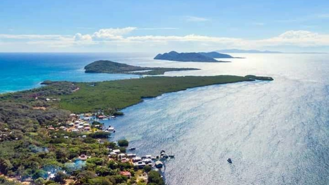 Isla Santa Elena: un paraíso escondido en el Caribe de Honduras
