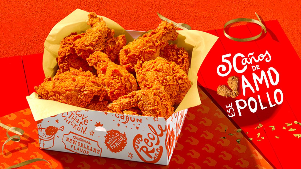 Popeyes celebra 50 años de sabor e historia, estos son los cinco ...