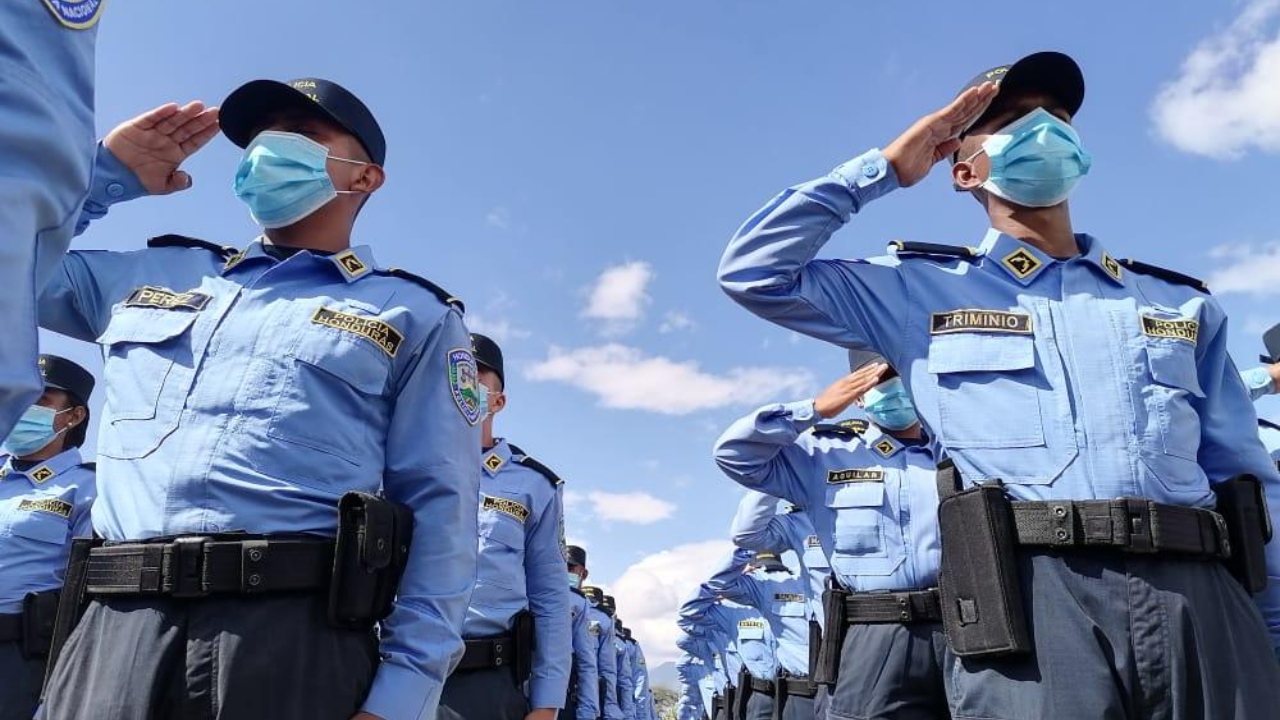 A partir de julio iniciará reintegro de 1.100 policías depurados en ...