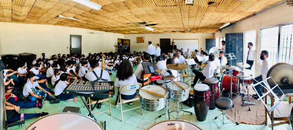 La Banda de los Supremos Poderes sigue con su legado y formación musical