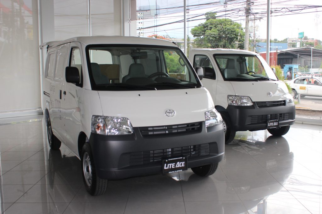 El nuevo Toyota Lite Ace llegó a Corporación Flores y será la pieza ...