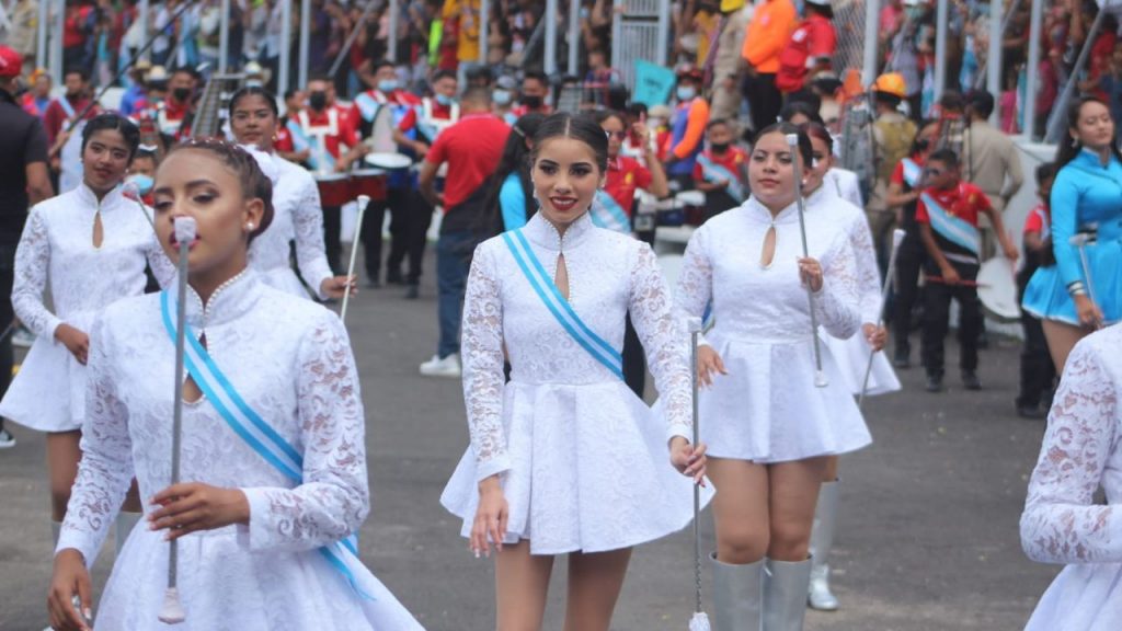 Palillonas Honduras 2022, los rostros más bellos en los desfiles del 15 ...