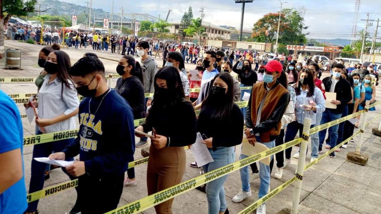 Unos 12 mil jóvenes se sometieron a la PAA para ingresar a la UNAH