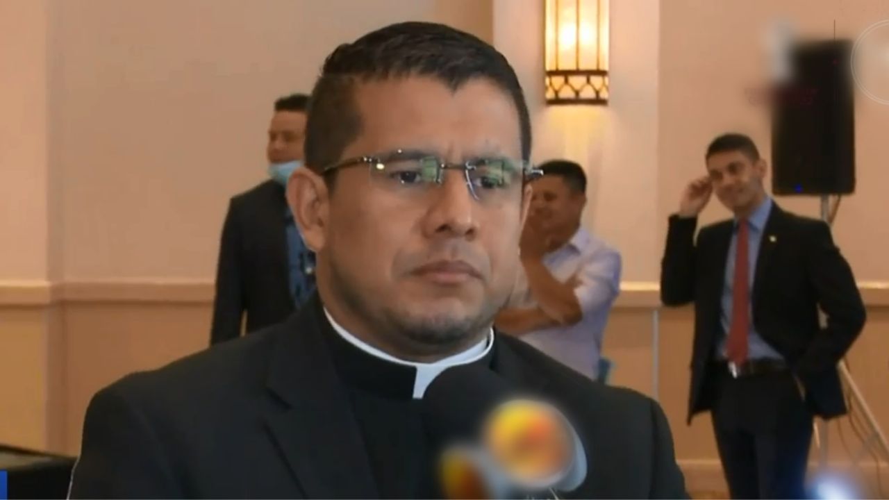 'Si no se arrepienten, el infierno les espera': Padre Hernández sobre irregularidades en el 'Tasón'