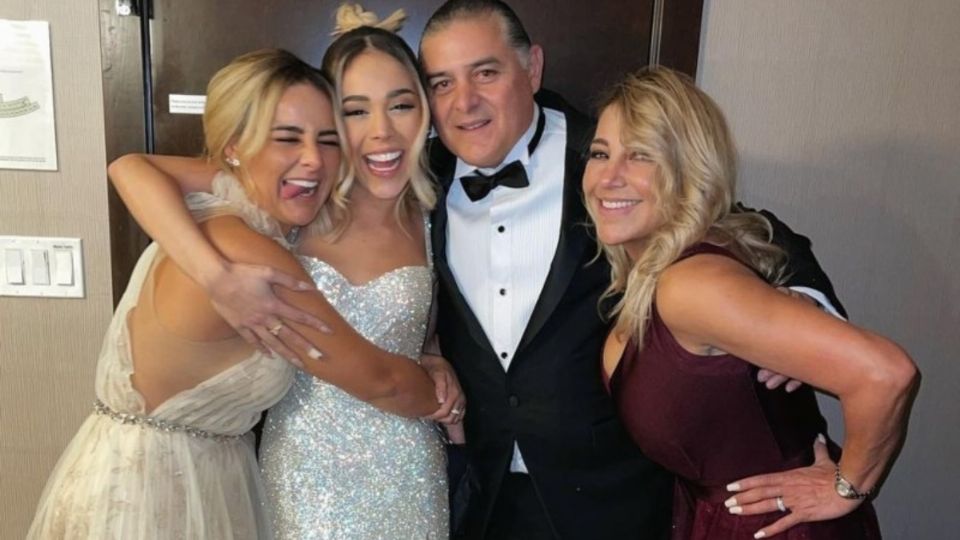 Papá de Danna Paola, ¿Quién es el padre de la cantante que alguna vez fue su manager?